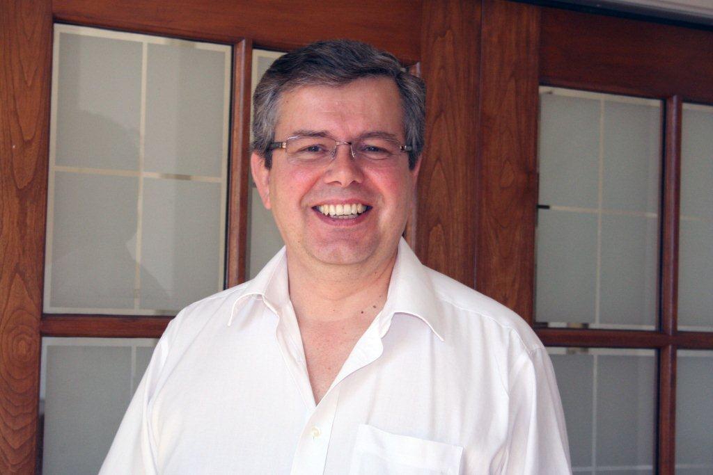 Διάλεξη του Kevin Featherstone, καθηγητή του LSE στο Μέγαρο Μουσικής ...