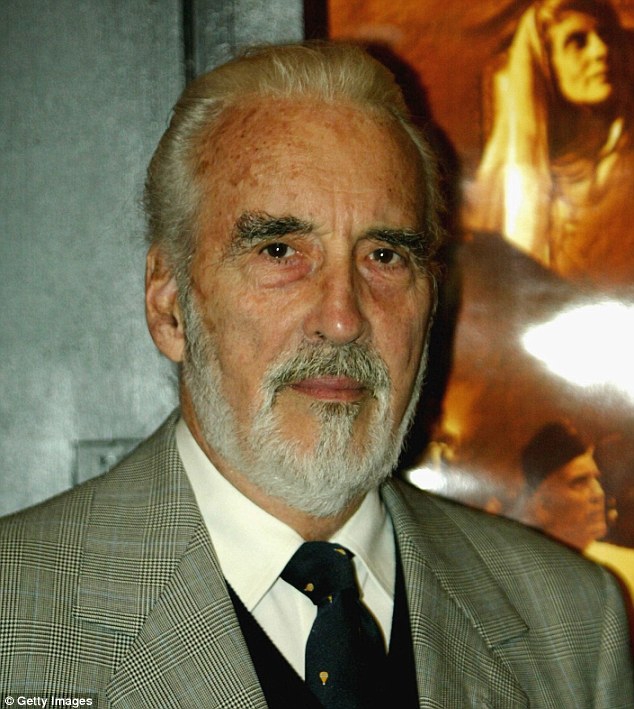 Πέθανε ο Κόμης Δράκουλας, Sir Christopher Lee | Ειδήσεις για την ...