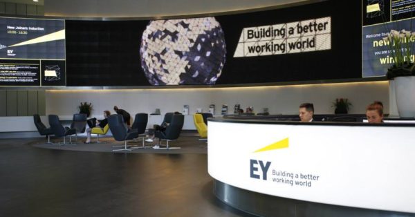 EY: Το 2015 αναμένεται να είναι η χρονιά των μεγάλων deals | Ειδήσεις ...