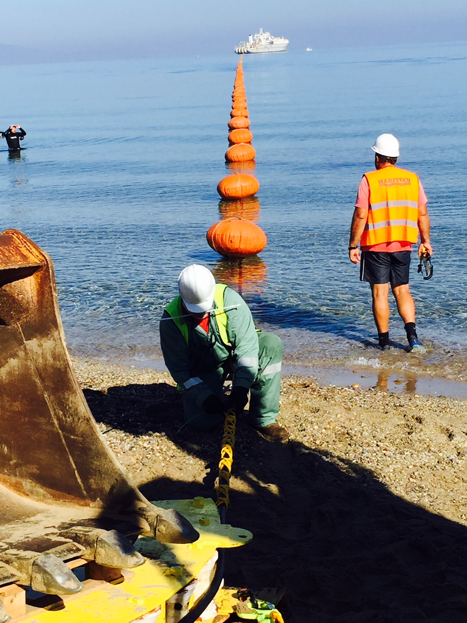 OTEGLOBE: Έφτασε στην Ελλάδα το διεθνές υποθαλάσσιο καλώδιο ΑΑΕ-1 ...