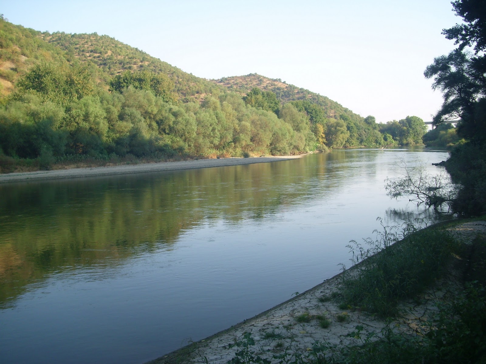 Πιλοτικό πρόγραμμα ανάπτυξης και προστασίας της κοιλάδας του ποταμού ...