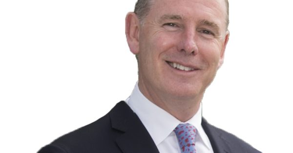 Tony Douglas: Από το βρετανικό υπουργείο Άμυνας στο τιμόνι του Etihad ...