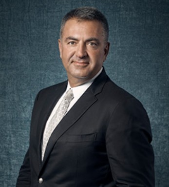 Korhan Kurdoglu: Ο Τούρκος… «βασιλιάς» των burger | Ειδήσεις για την ...