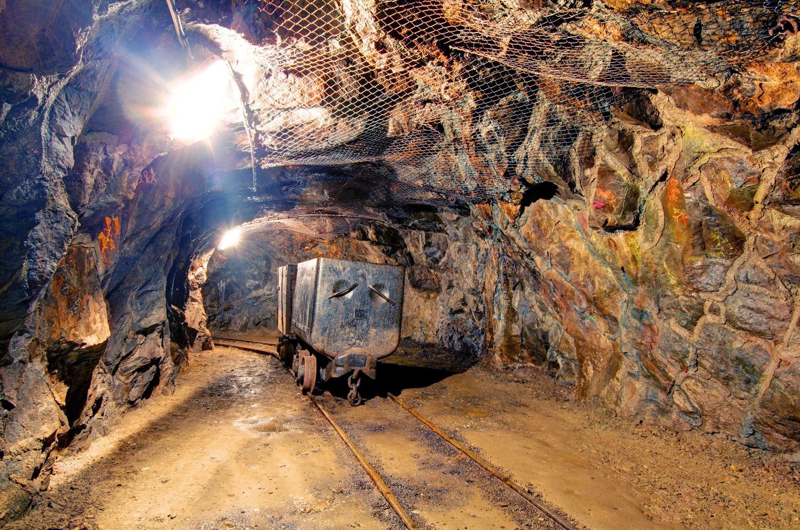 Newmont Mining: Εξαγοράζει την Goldcorp Inc έναντι 10 δισ. δολ ...