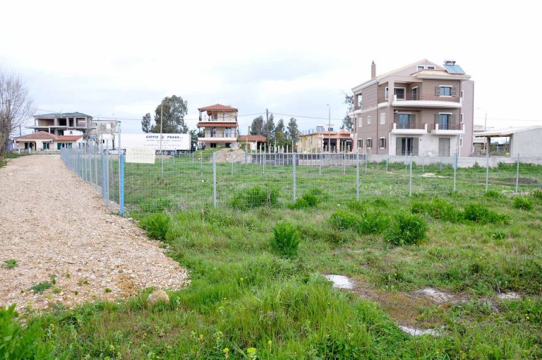Ακαθάριστα οικόπεδα: Η προθεσμία για τις δηλώσεις – Τι προβλέπει η νέα ...