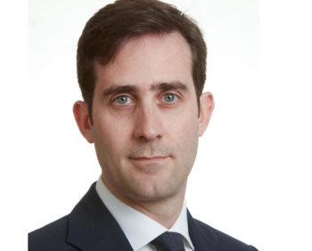 Ο Ιταλός διαχειριστής που κερδίζει από Ελλάδα | Ειδήσεις για την ...