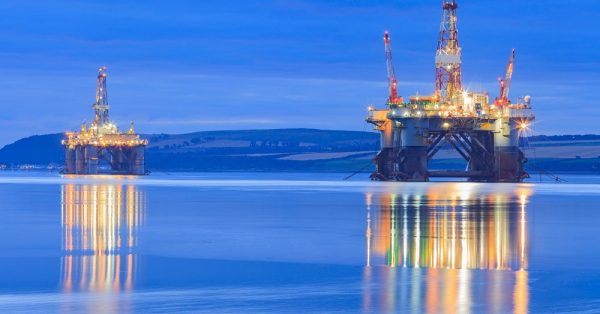 Πετρέλαιο: Εβδομαδιαία βουτιά 8% για το Brent, παρά την επιστροφή πάνω ...
