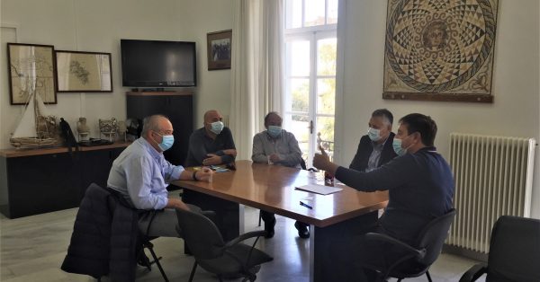 Ορφέας Μαυρίκιος: Τρεις νέες μονάδες αφαλάτωσης στην Ίο θα κατασκευάσει ...