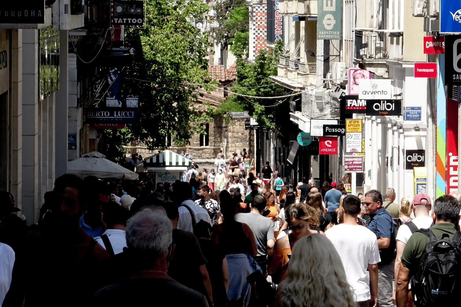 ΣΕΛΠΕ: Aνοιχτά τα καταστήματα την Κυριακή 6/11 – Πώς θα λειτoυργήσουν ...