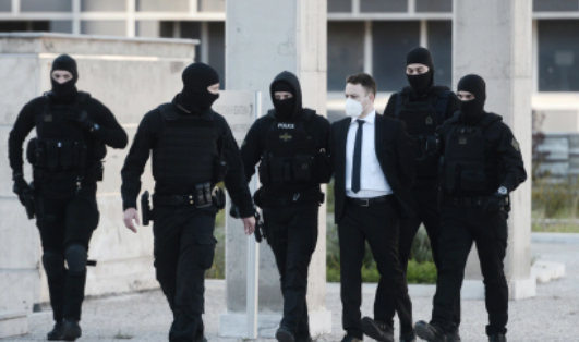 Αναγνωστόπουλος: Διεκόπη η δίκη για τις 12 Απριλίου – Δήλωσε έγγαμος ...