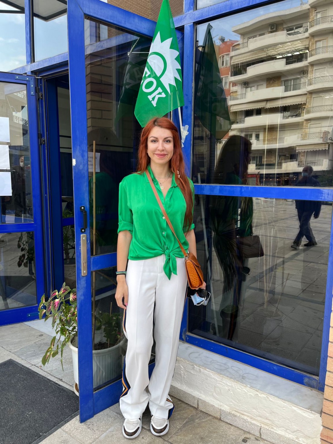 Μαζική η προσέλευση των μελών στις κάλπες του ΠΑΣΟΚ/ΚΙΝΑΛ για το νέο ...
