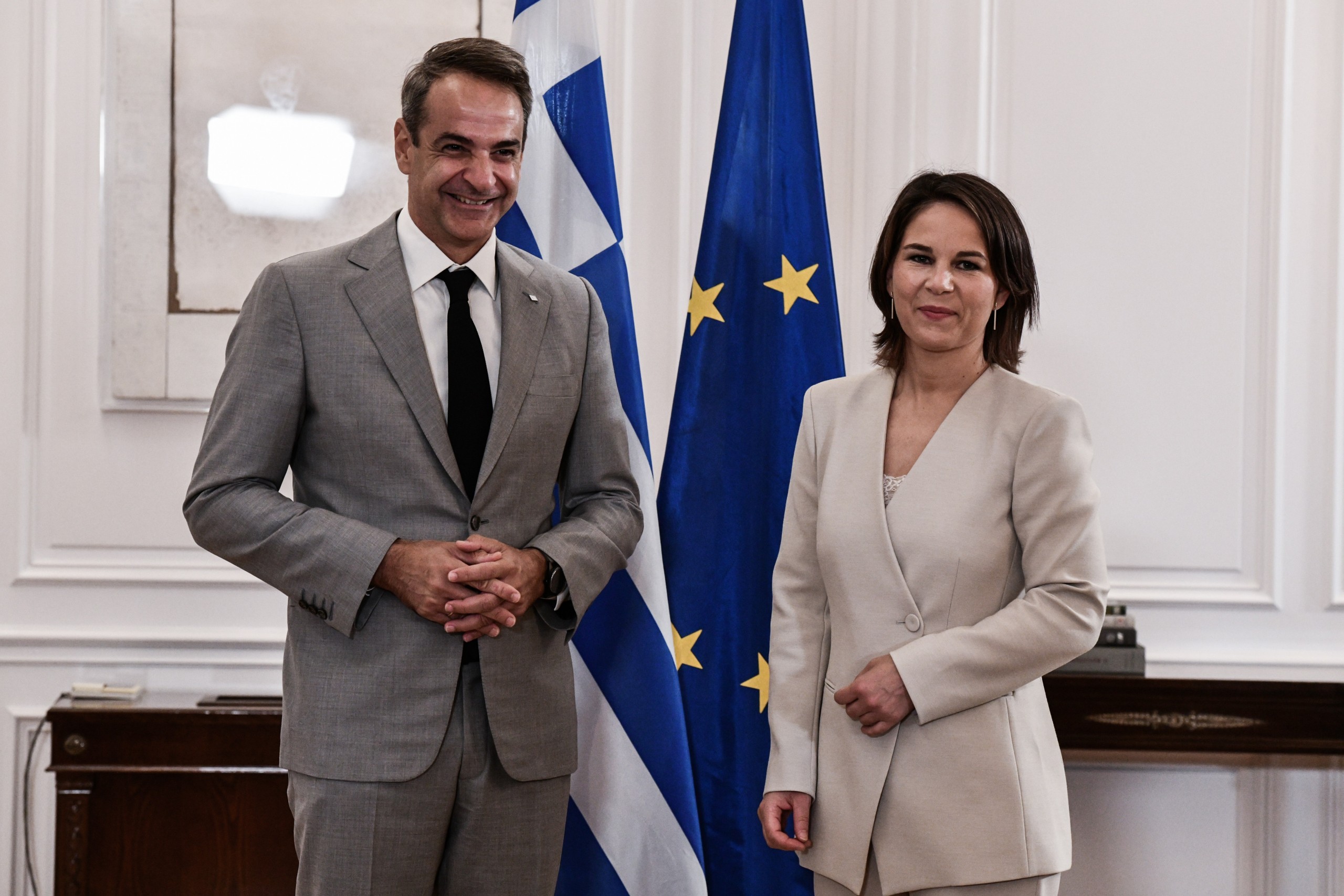 Μπέρμποκ: Στην Αθήνα η Γερμανίδα ΥΠΕΞ – Συνάντηση με Μητσοτάκη ...