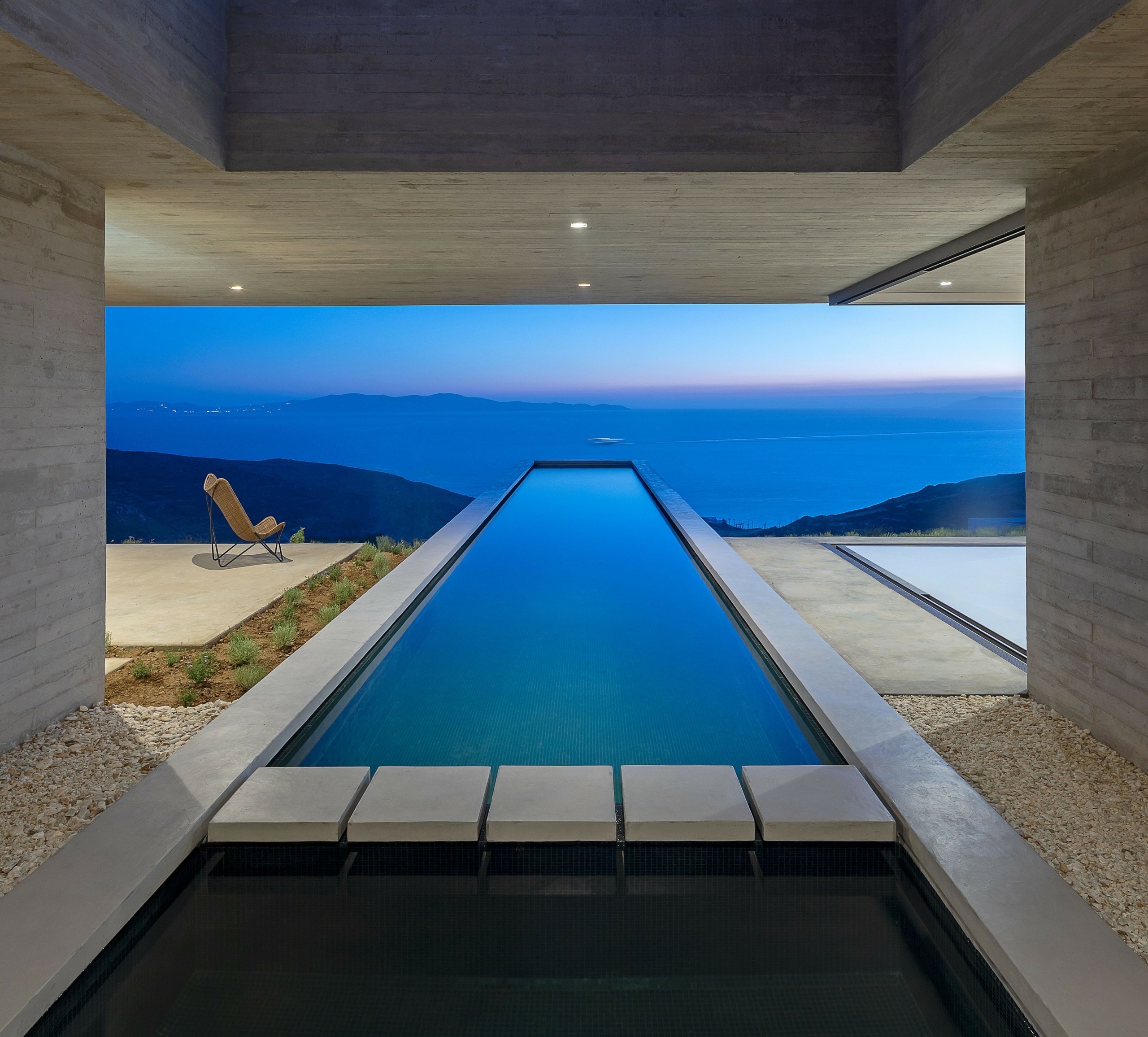 H ιστορία πίσω από το πιο πρωτοποριακό σπίτι της Τήνου | Ειδήσεις για ...