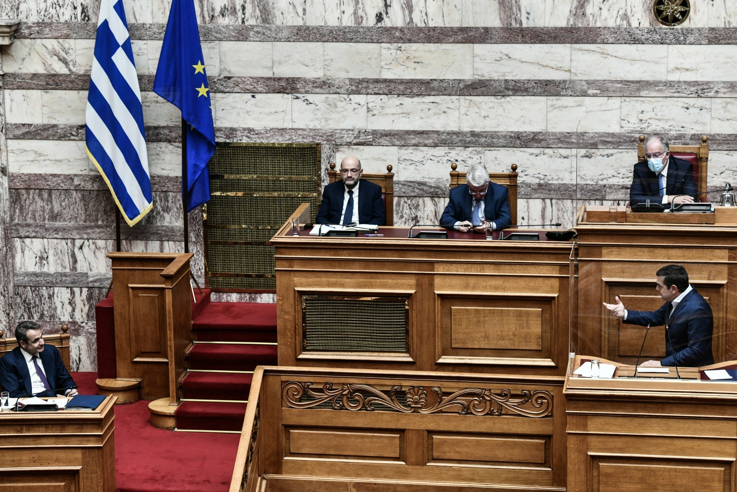 Τσίπρας προς Μητσοτάκη: Το χαρακτηριστικό των ενόχων είναι το θράσος ...