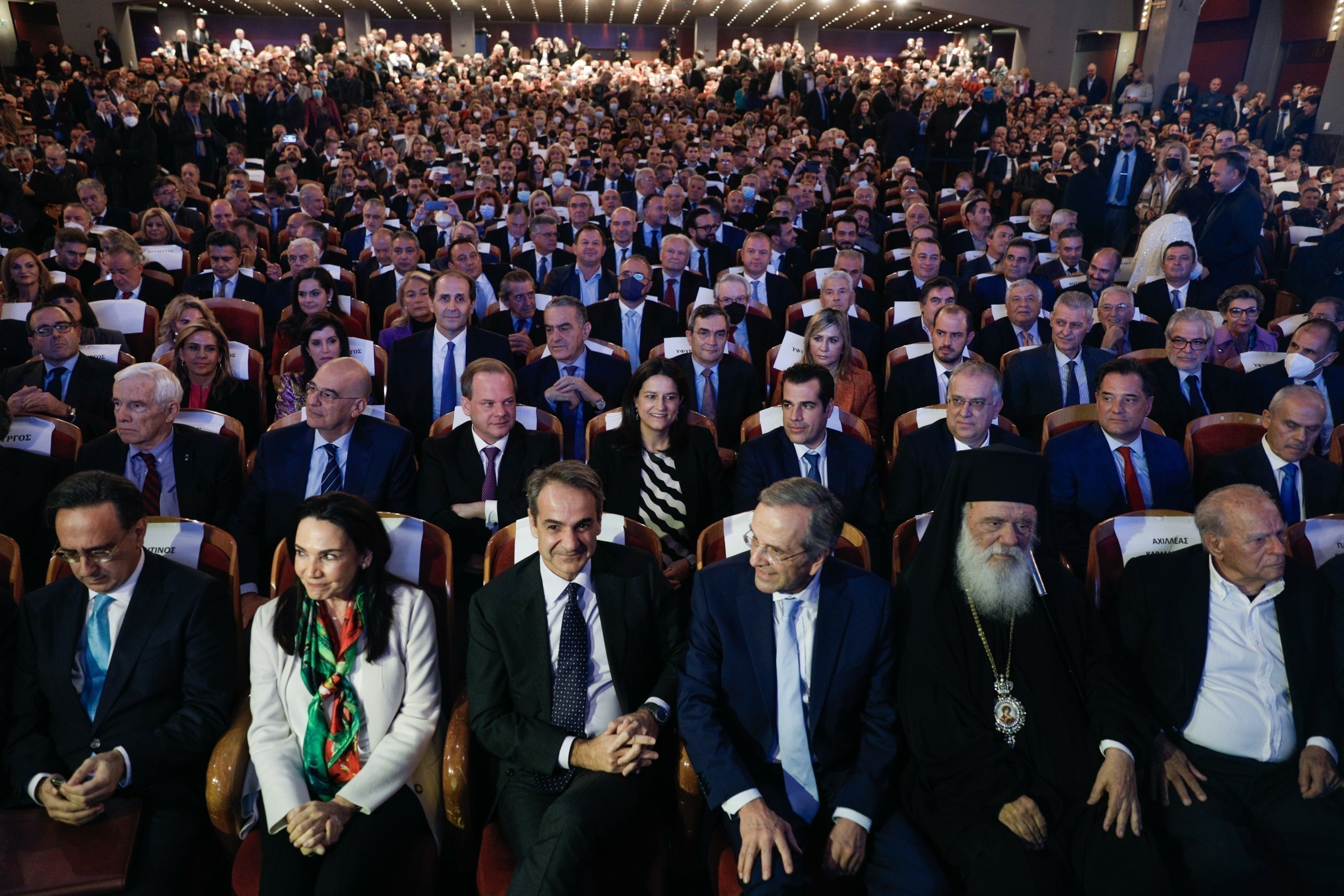 «Ίδρυμα Αντώνη Σαμαρά»: «Γαλάζια» ενότητα στην πρεμιέρα (pics) (upd ...