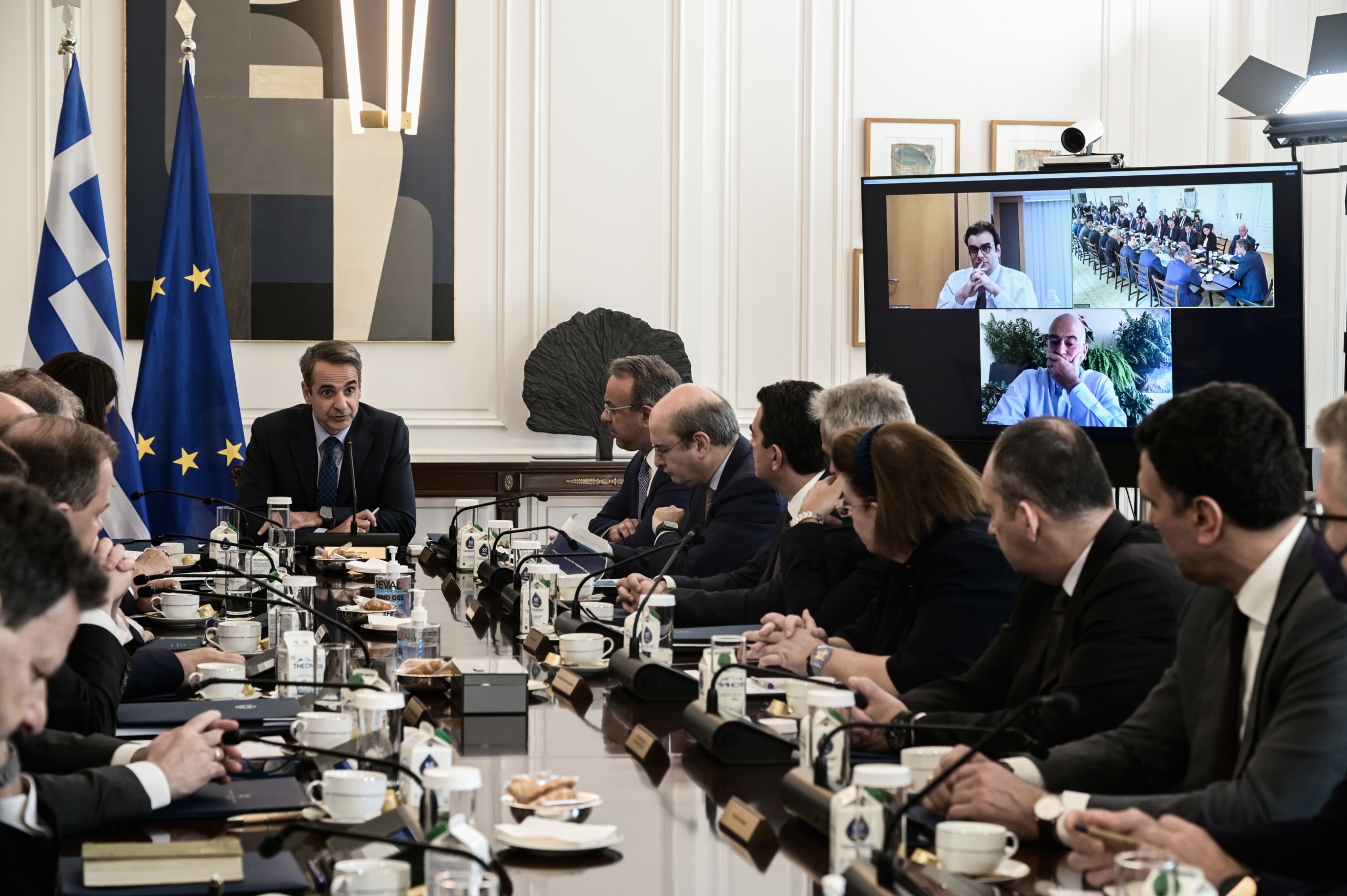 Συνεδριάζει το υπουργικό συμβούλιο υπό τον πρωθυπουργό – Τι θα ...