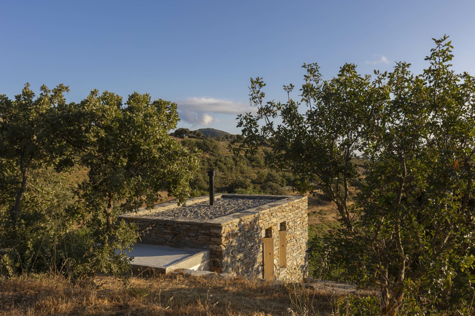 Πώς κτίσματα με ελάχιστα τετραγωνικά μεταμορφώνονται σε εντυπωσιακές ...