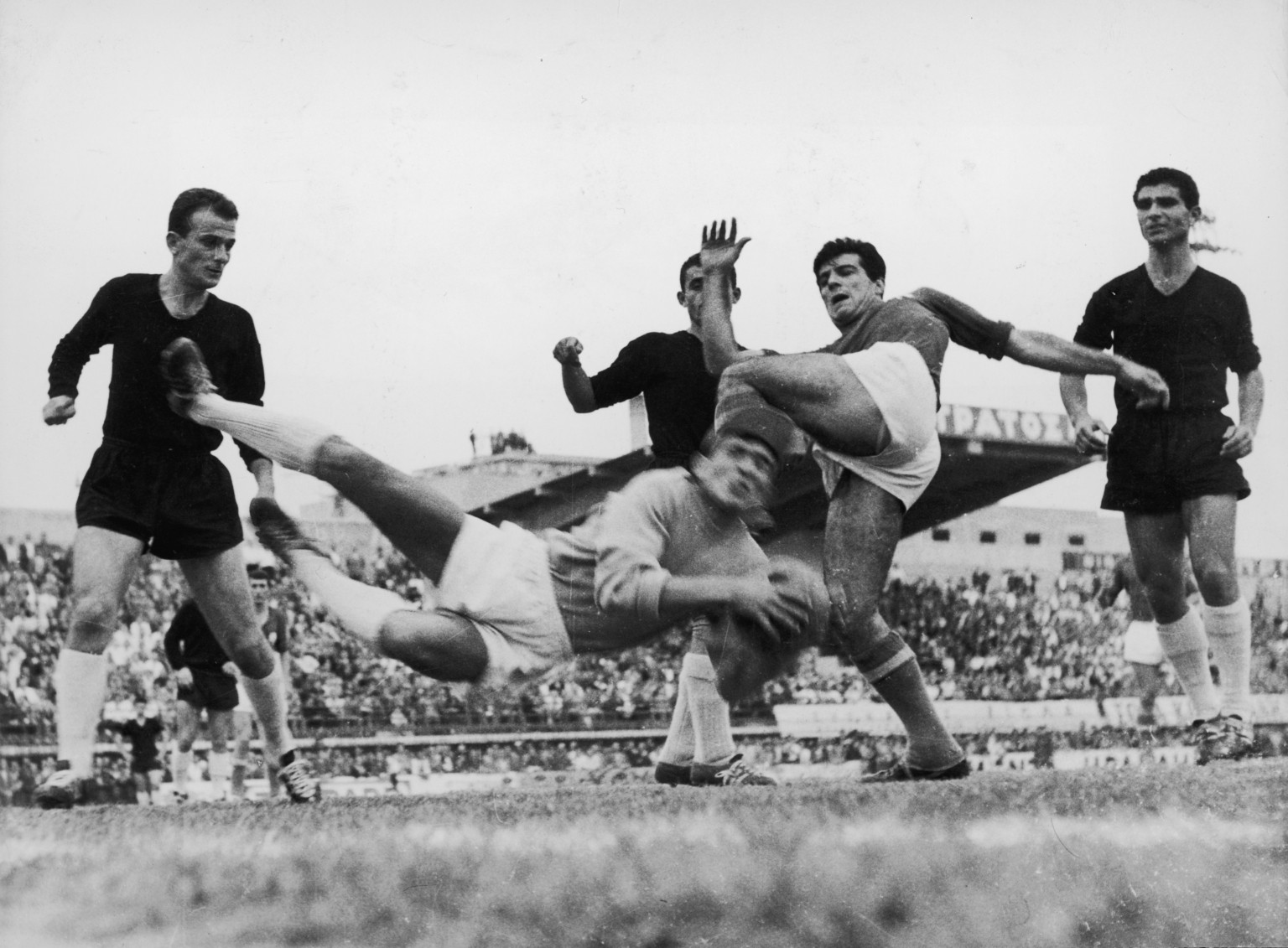 Τα brands που έγραψαν ιστορία τη δεκαετία του ’60: Ανθος Ορύζης, Tαμ ...