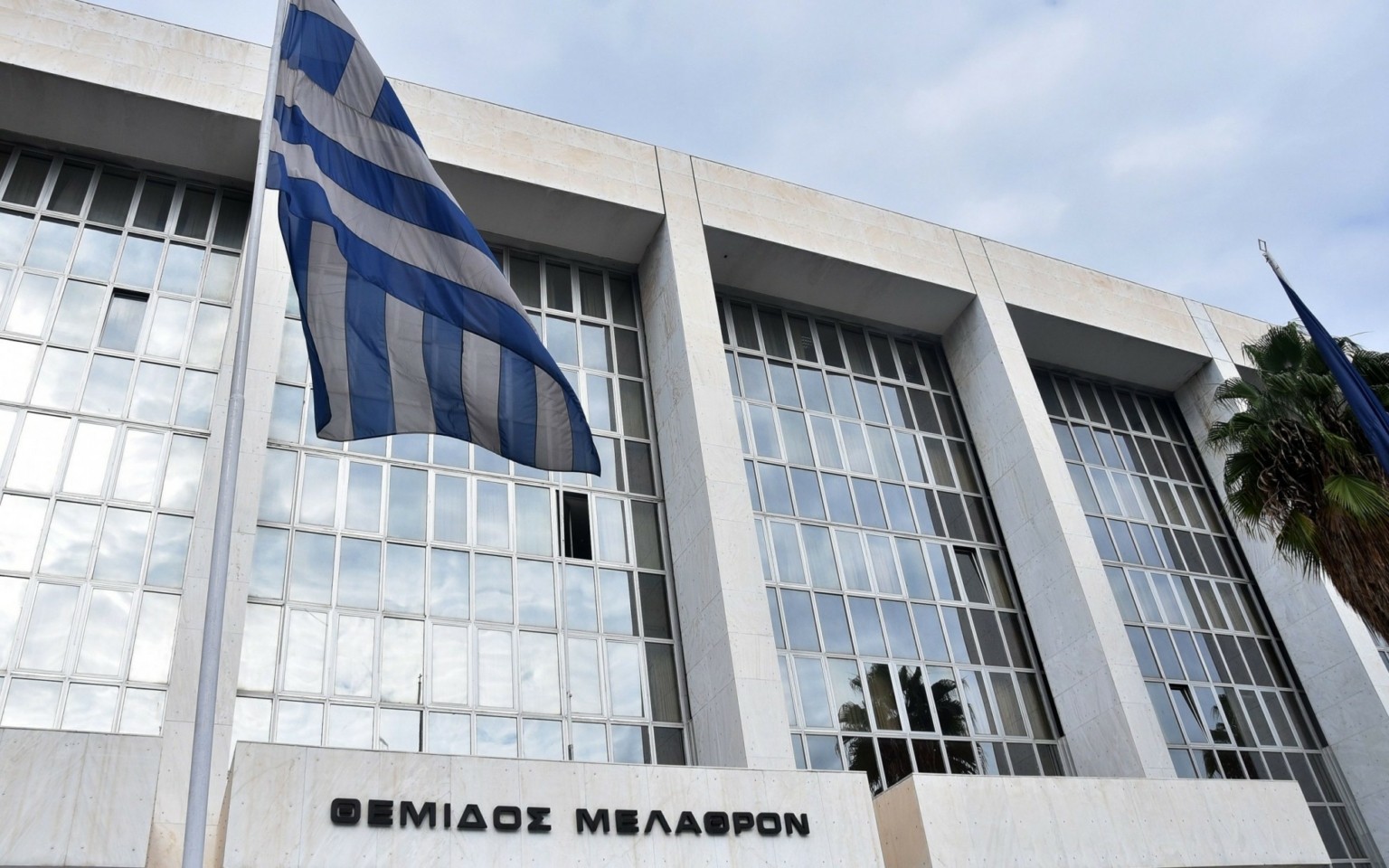 Kαταργούνται οι τοκοχρεωλυτικές δόσεις για τα δάνεια του νόμου Κατσέλη ...
