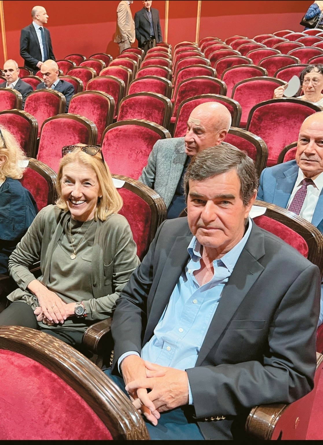 Οικογένεια Μαρτίνου: Από τη Γλυφάδα, στους ισχυρούς της παγκόσμιας ...