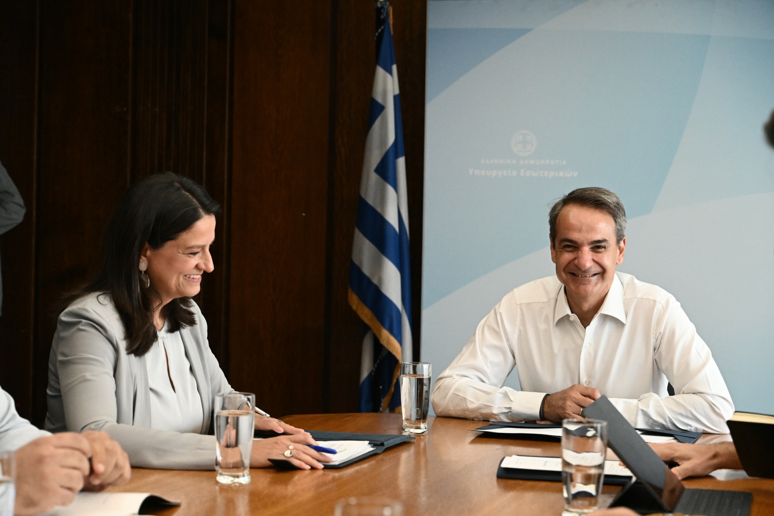 Κυριάκος Μητσοτάκης: Άμεσα οι 10.000 προσλήψεις στον χώρο της υγείας ...
