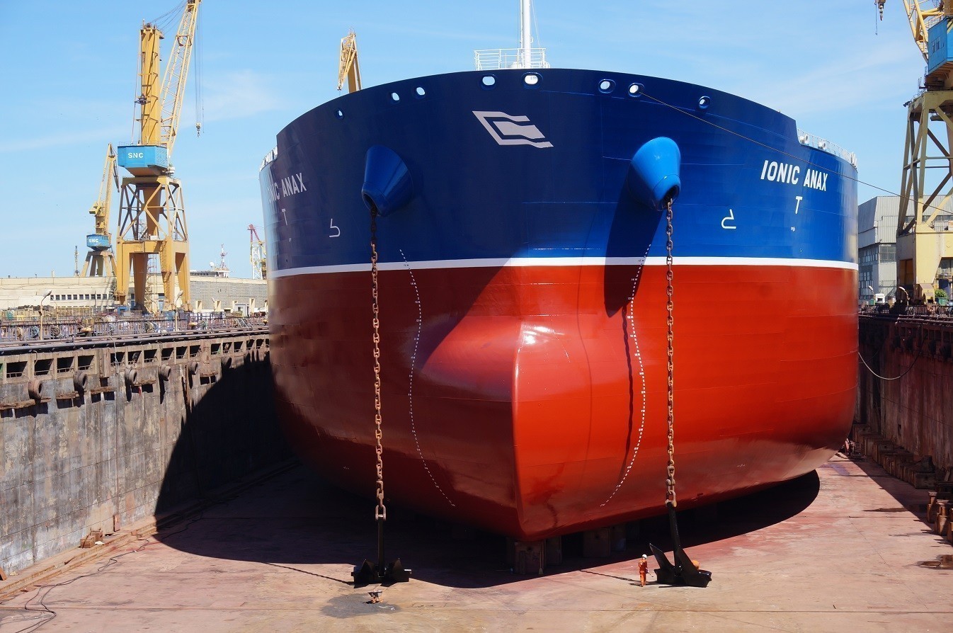 Ionic Tankers: Υιοθετεί τη χρήση μπογιάς νέας τεχνολογίας φιλική στο περιβάλλον (pics ...