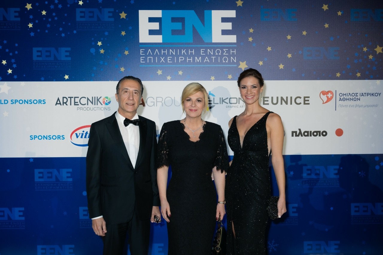 Black tie, σαμπάνια και success story – To gala των Ελλήνων ...