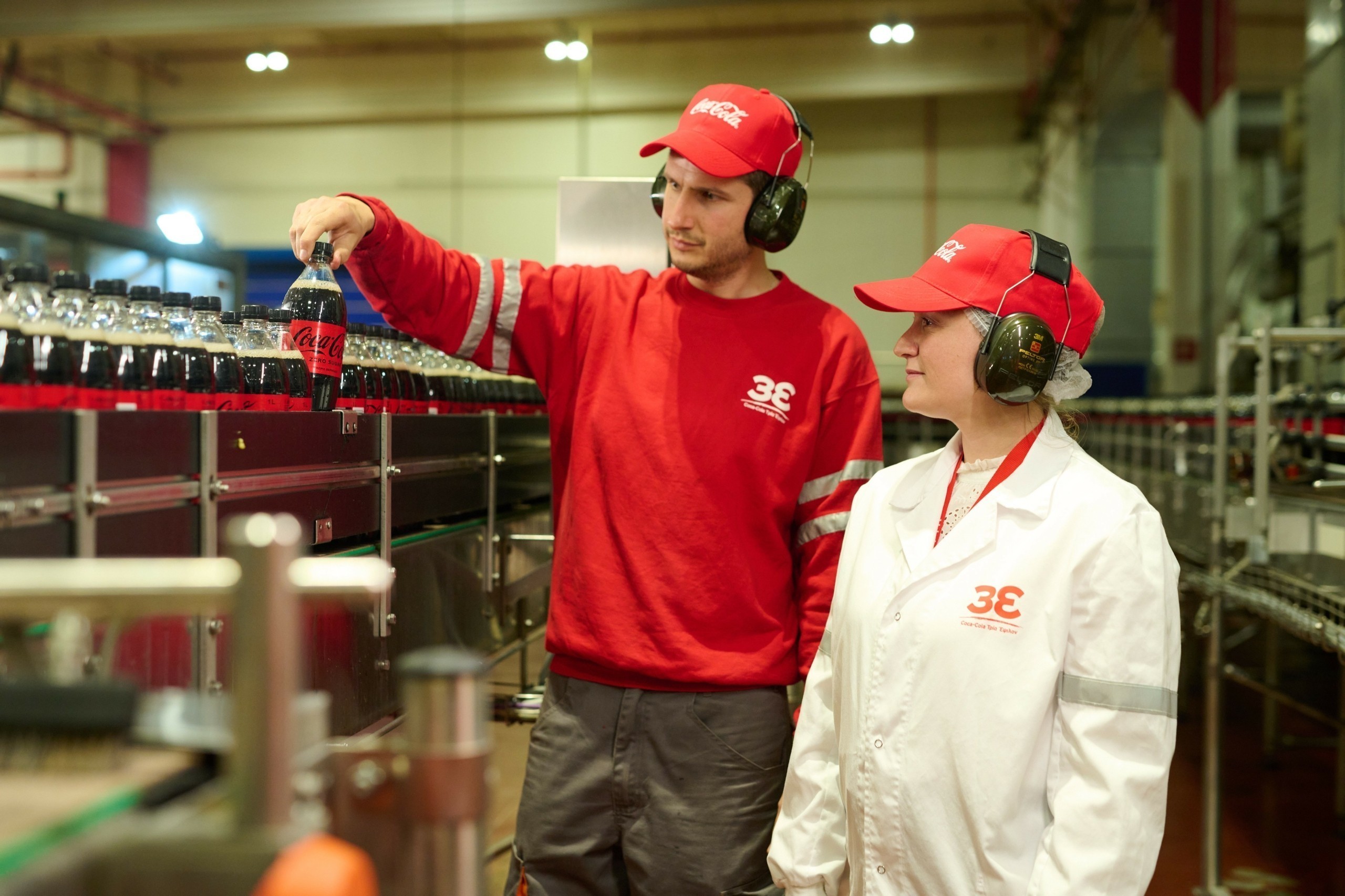 Coca-Cola Τρία Έψιλον: Κορυφαίος εργοδότης στην Ελλάδα για 5η συνεχή ...
