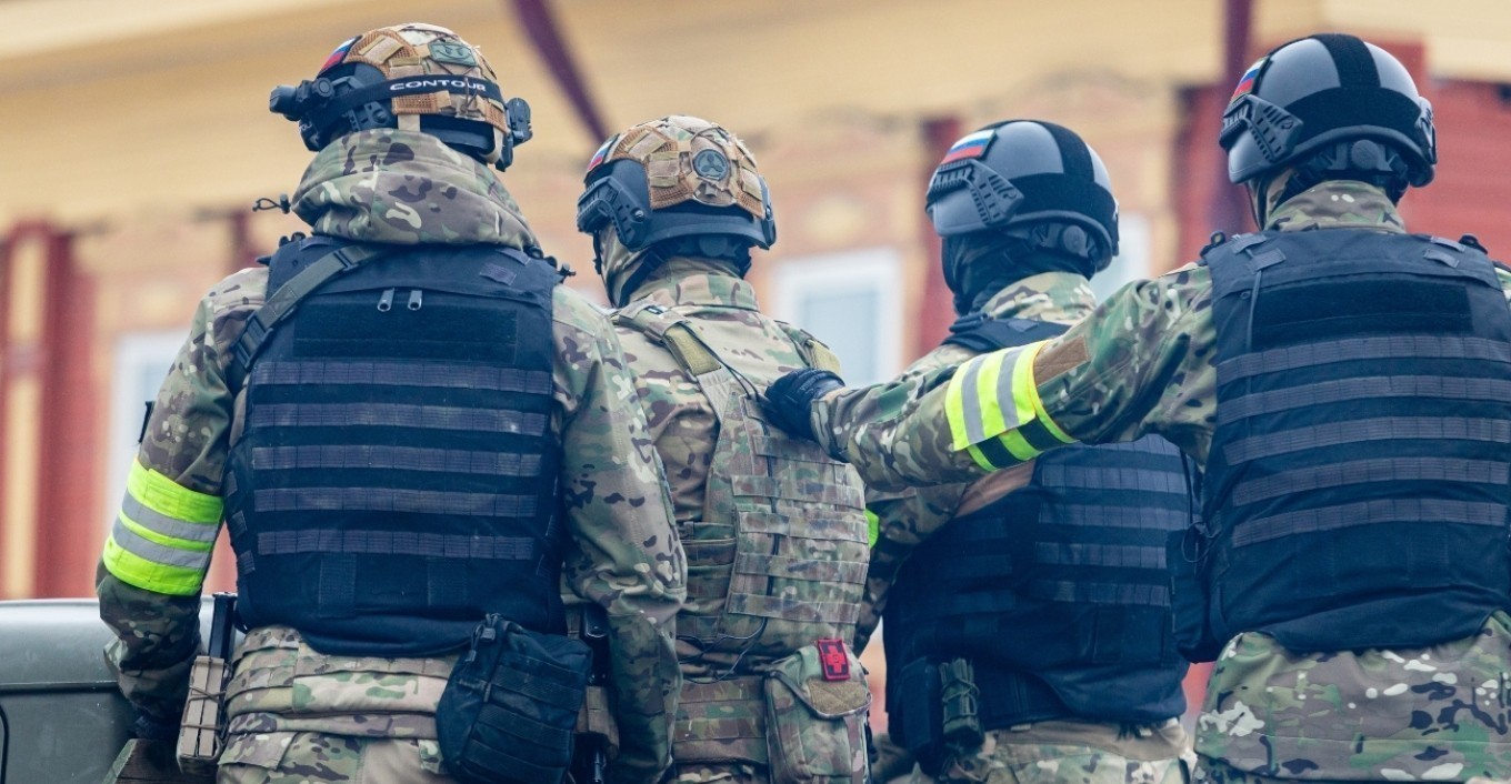 WSJ: Στο στόχαστρο των ΗΠΑ τράπεζες της Κίνας που υποστηρίζουν την πολεμική προσπάθεια της ...