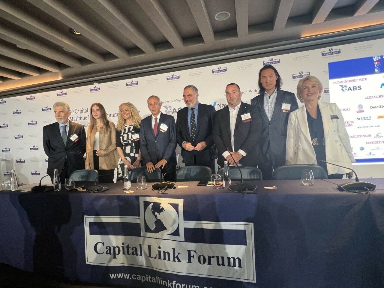 Capital Link: Το πιο επικερδές τρίπτυχο για τη ναυτιλία: Αναταραχή ...