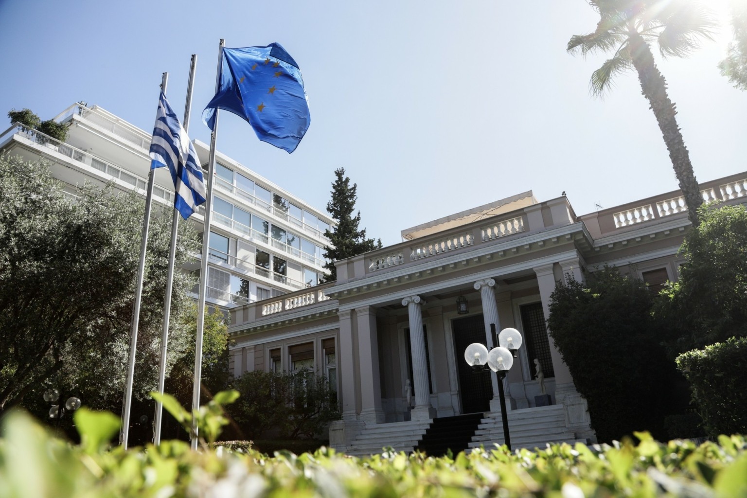 Νέο δόγμα για την αμυντική βιομηχανία – Τι συζήτησε στο Μαξίμου ο ...