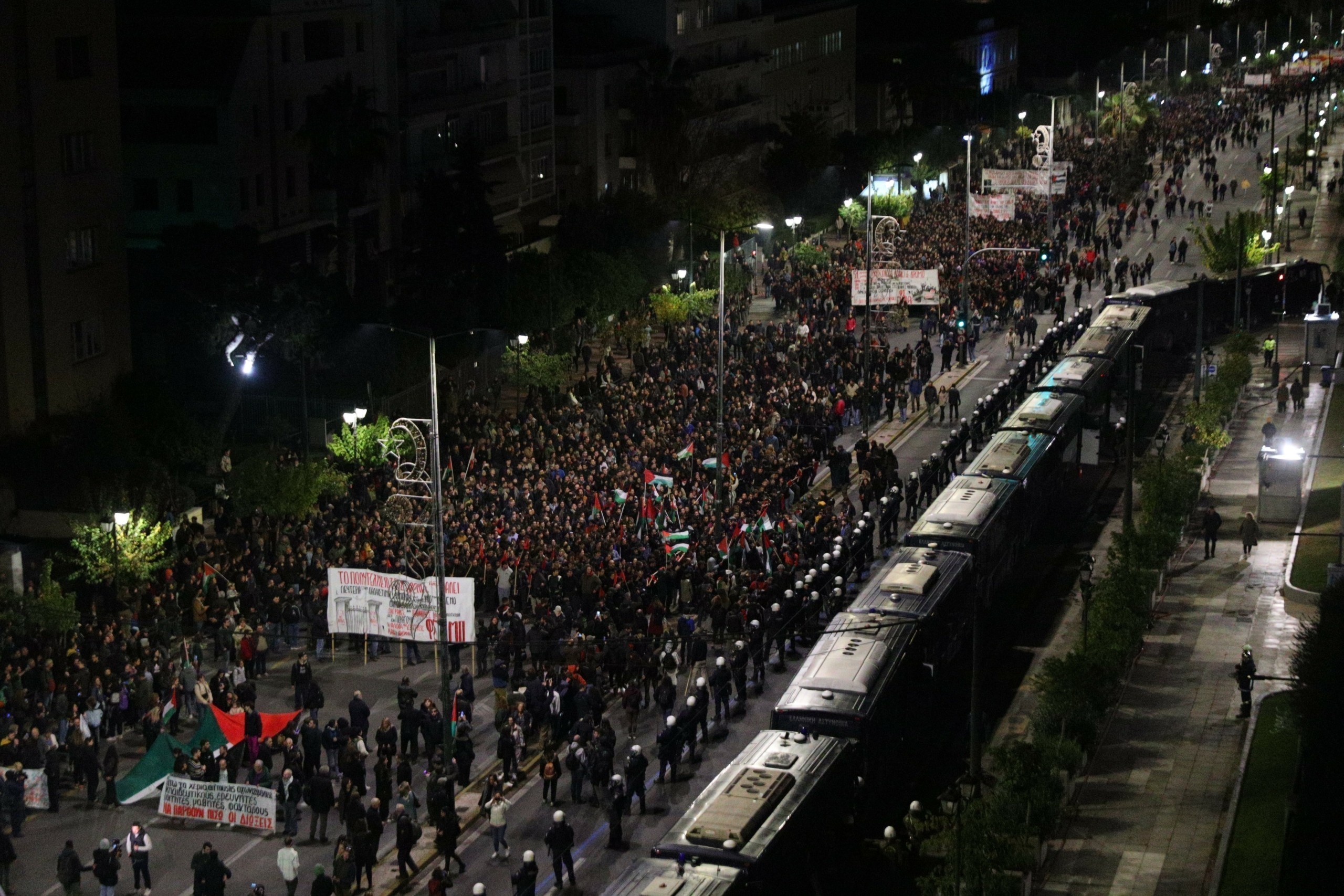 Πολυτεχνείο: Ολοκληρώθηκαν οι εκδηλώσεις μνήμης για την 51η επέτειο ...