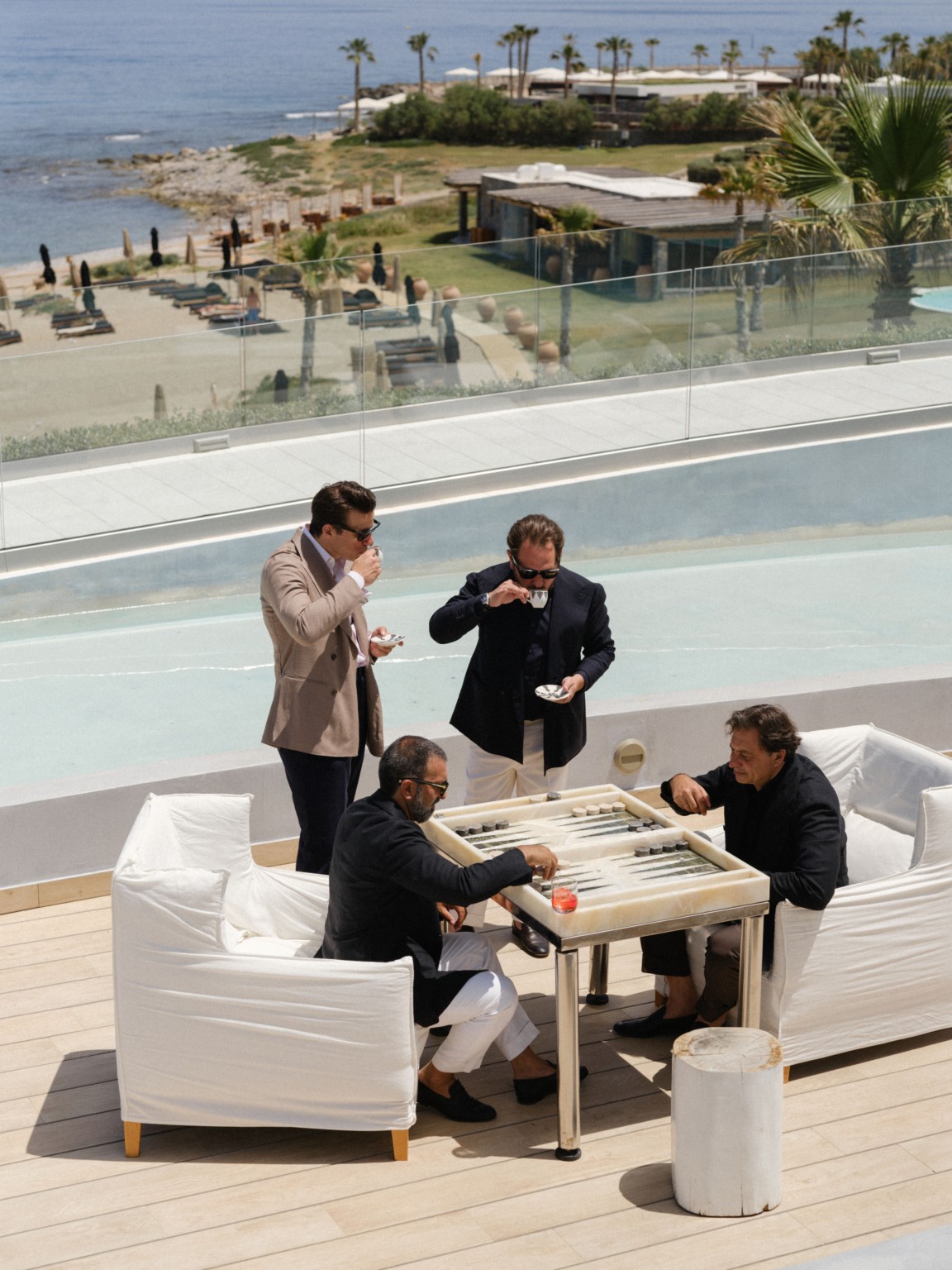 20 χρόνια Bespoke Athens: Μια συλλογή-σταθμός για το εργαστήρι του στυλ ...