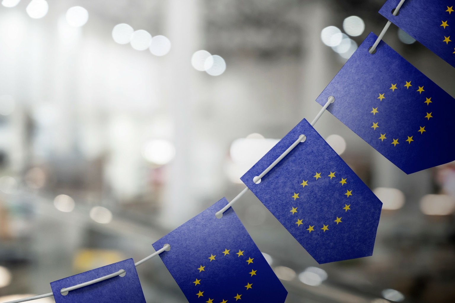 Η ΕΚΤ προειδοποιεί: Η ΕΕ ενισχύει το εμπόριο με αυταρχικά καθεστώτα ...