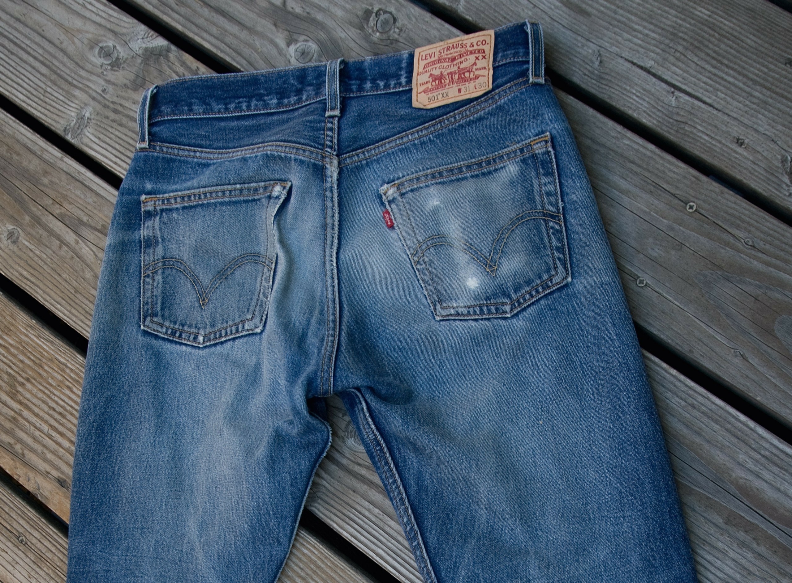 Levi Strauss: Όταν οι άλλοι ψάχνουν για χρυσάφι, ράβε παντελόνια ...