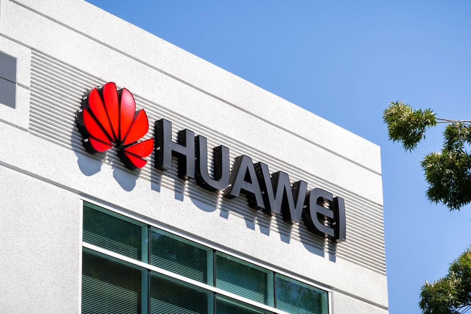 Huawei: Η αντεπίθεση από την Κίνα με νέα μικροτσίπ το φθινόπωρο ...
