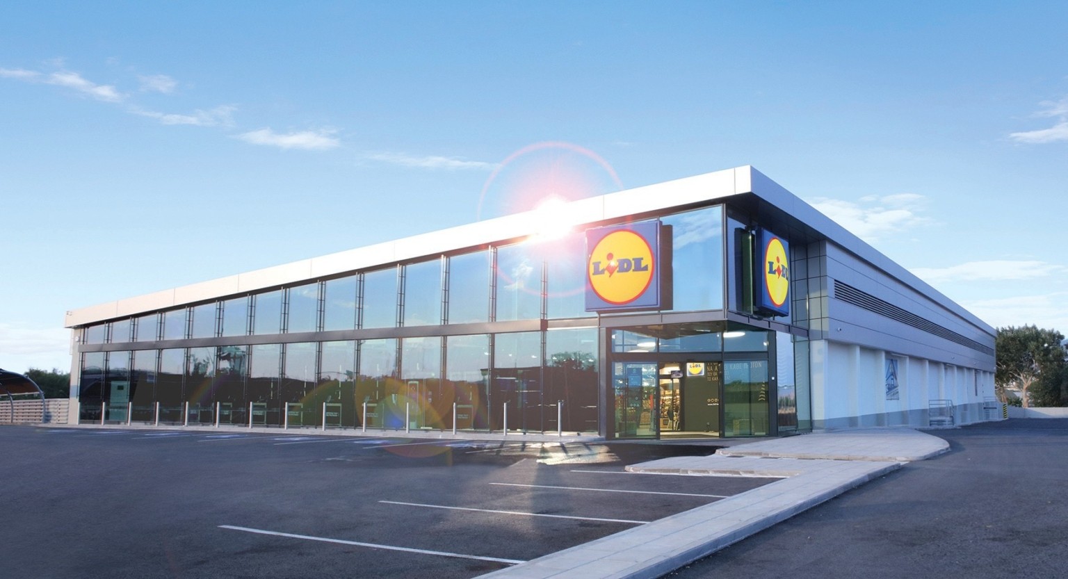 Η Lidl ανεβάζει ισχύ με σχέδιο €200 εκατ.: Αναμόρφωση καταστημάτων ...