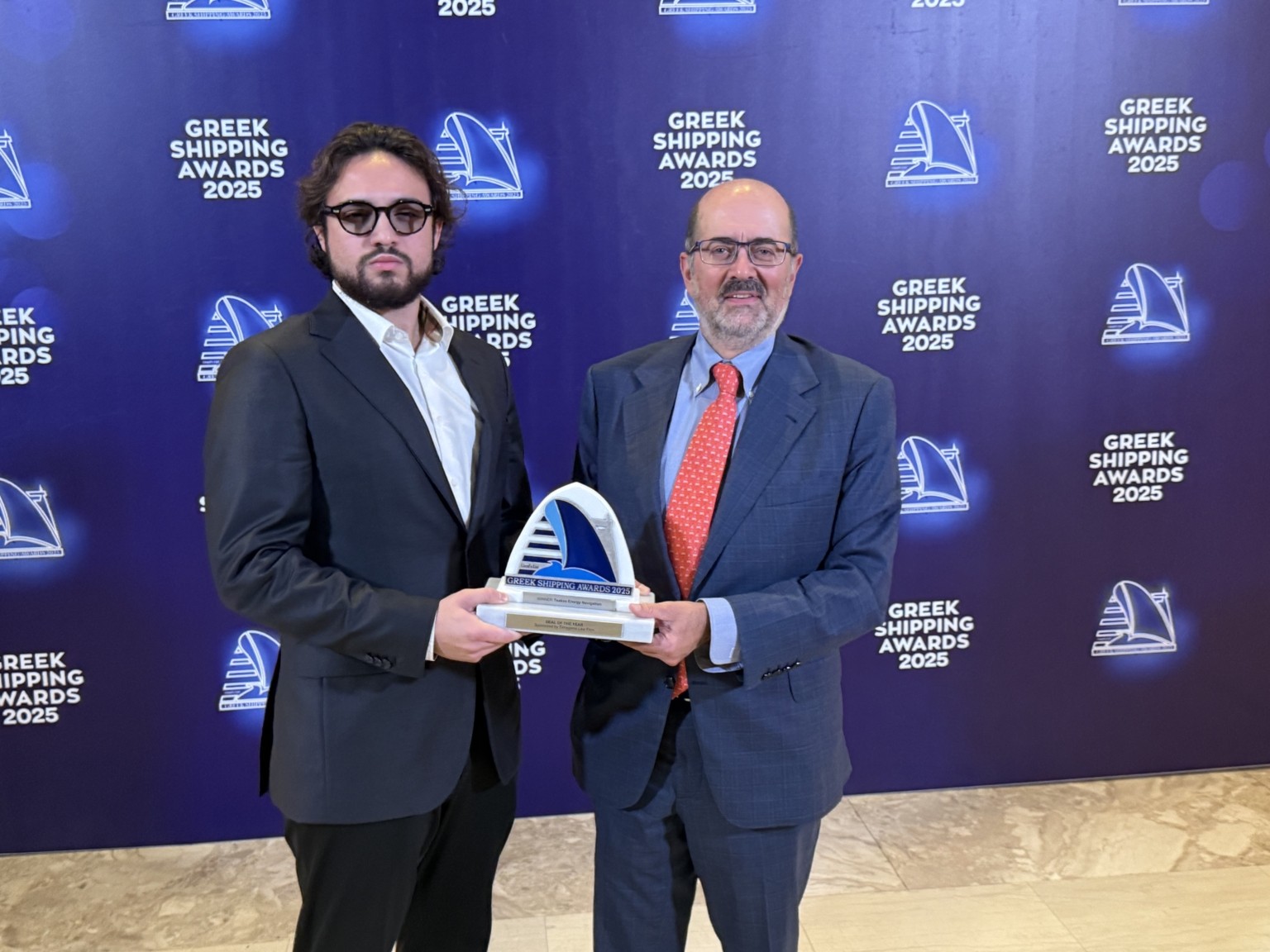 Tsakos Energy Navigation: Τιμήθηκε με το Greek Shipping Award “Deal of ...