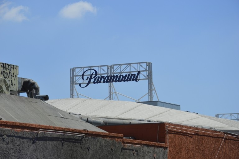Paramount: Συνομιλίες με τον Μακρόν στο πλαίσιο ευρωπαϊκής εκστρατείας ...