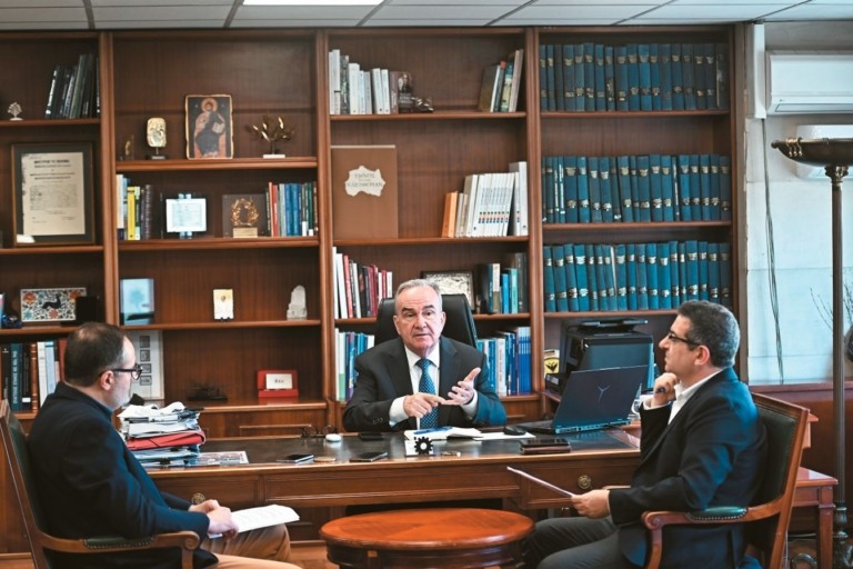 Νίκος Παπαθανάσης: Τέλη Μαΐου ξεκινά το πρόγραμμα «Ανακαίνιση» με ...